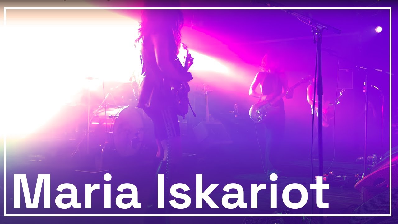 Maria Iskariot - LeugenaarI Live @ Trix - YouTube