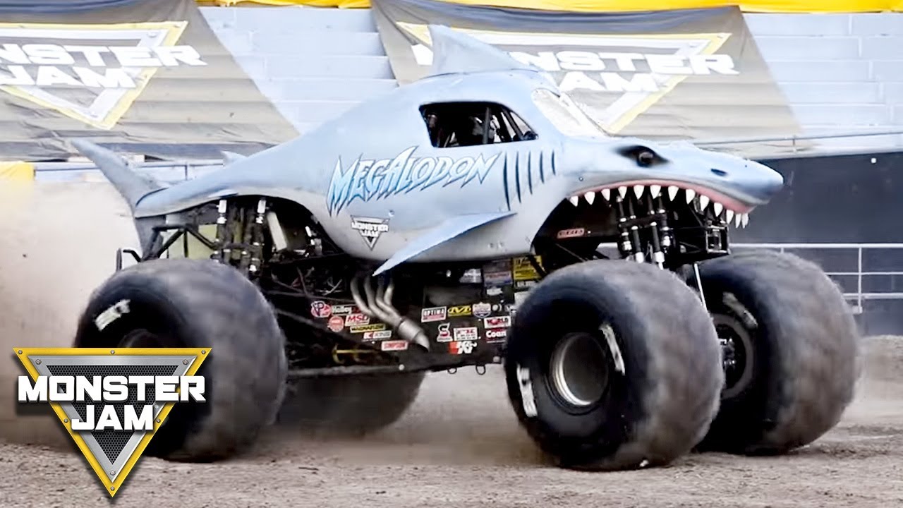 La Plata, Argentina Highlights | Monster Jam 2018 | Monster Jam - YouTube