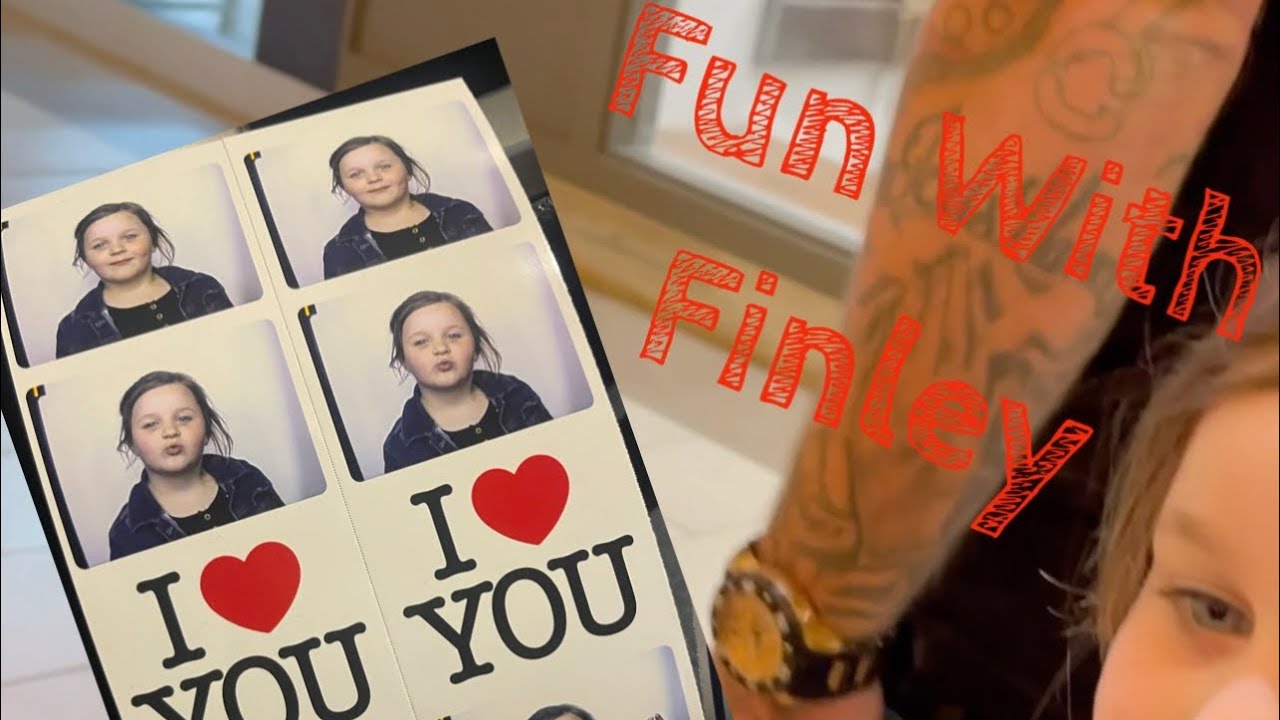 Finley visits the Mall! She has so much FUN! - YouTube