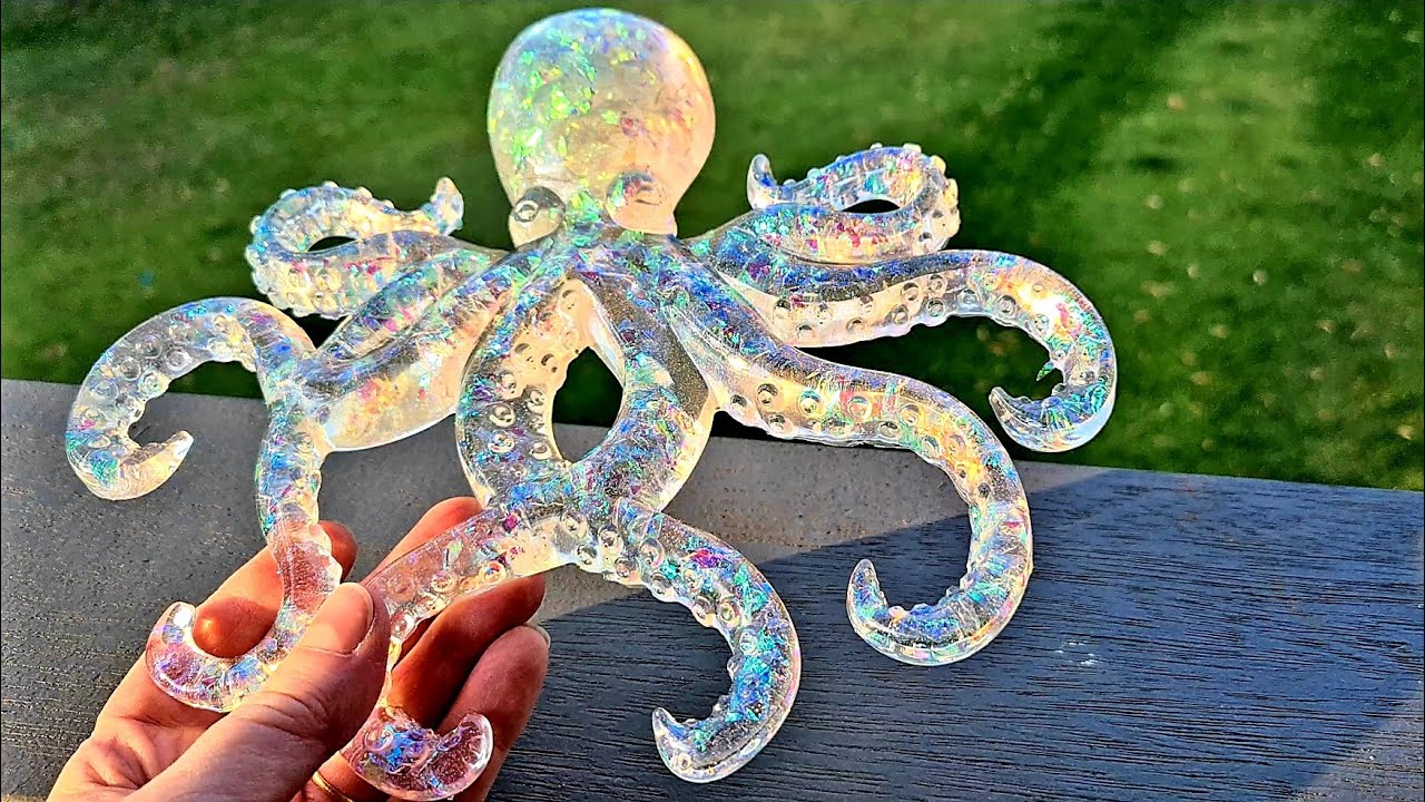 #1308 Incredible Iridescent Sparkle In This Huge Resin Octopus - YouTube