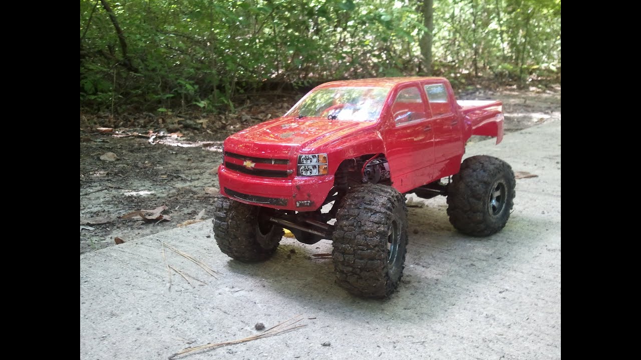 LIFTED SILVERADO SCX10 NORTHWOODS - YouTube