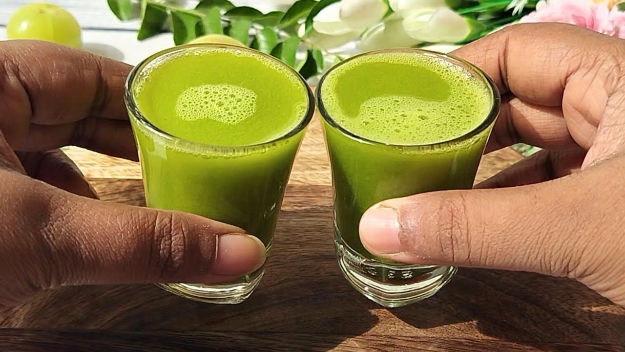 Amla Detox Juice | Reduce Hairfall with This ONE Amla Curry Leaves ...