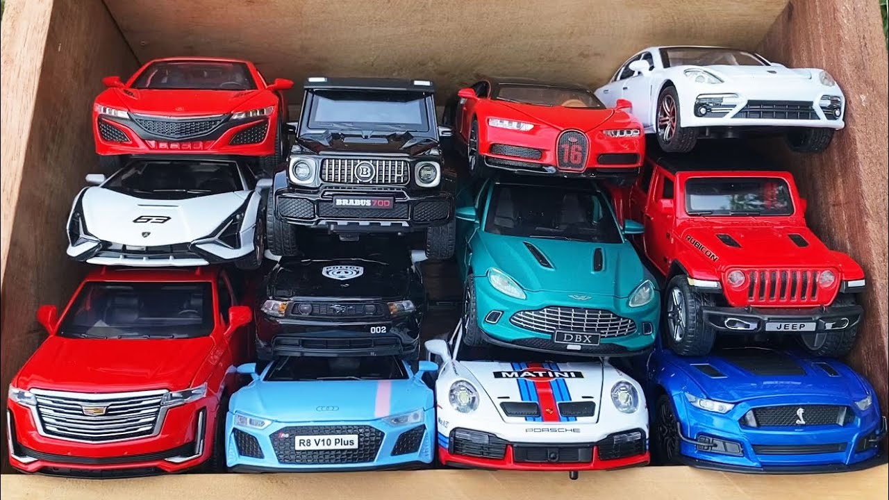 Box full of Escalade NSX Lamborghini Jeep GT500 Bugatti Porsche AudiR8 ...