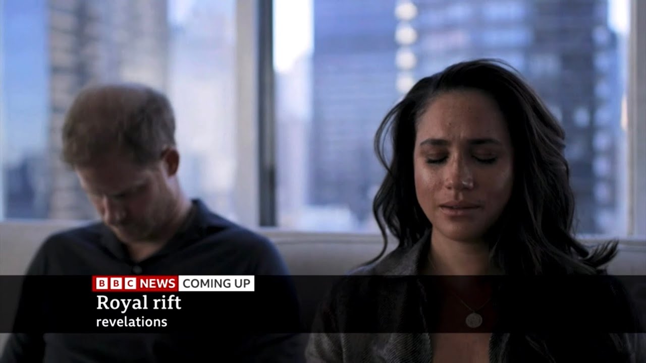 Wrong headline graphic on BBC News - YouTube