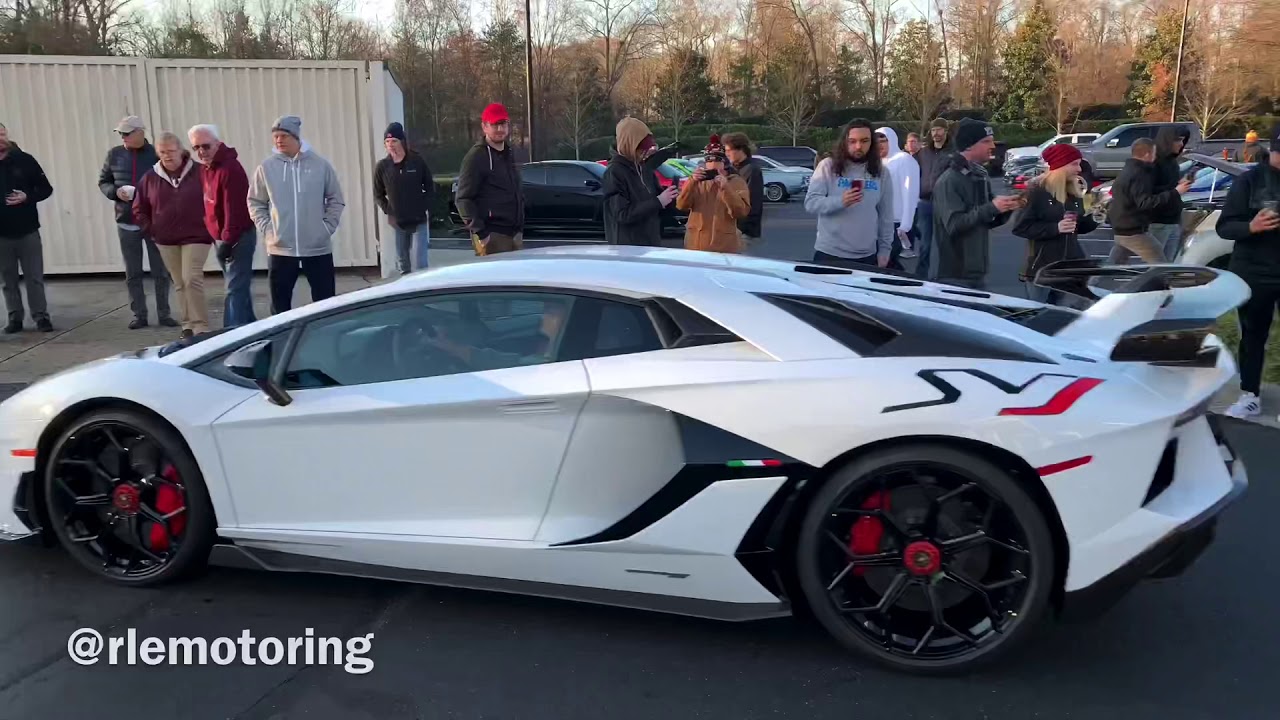 Lamborghini Aventador SVJ looks menacing with rear view - YouTube