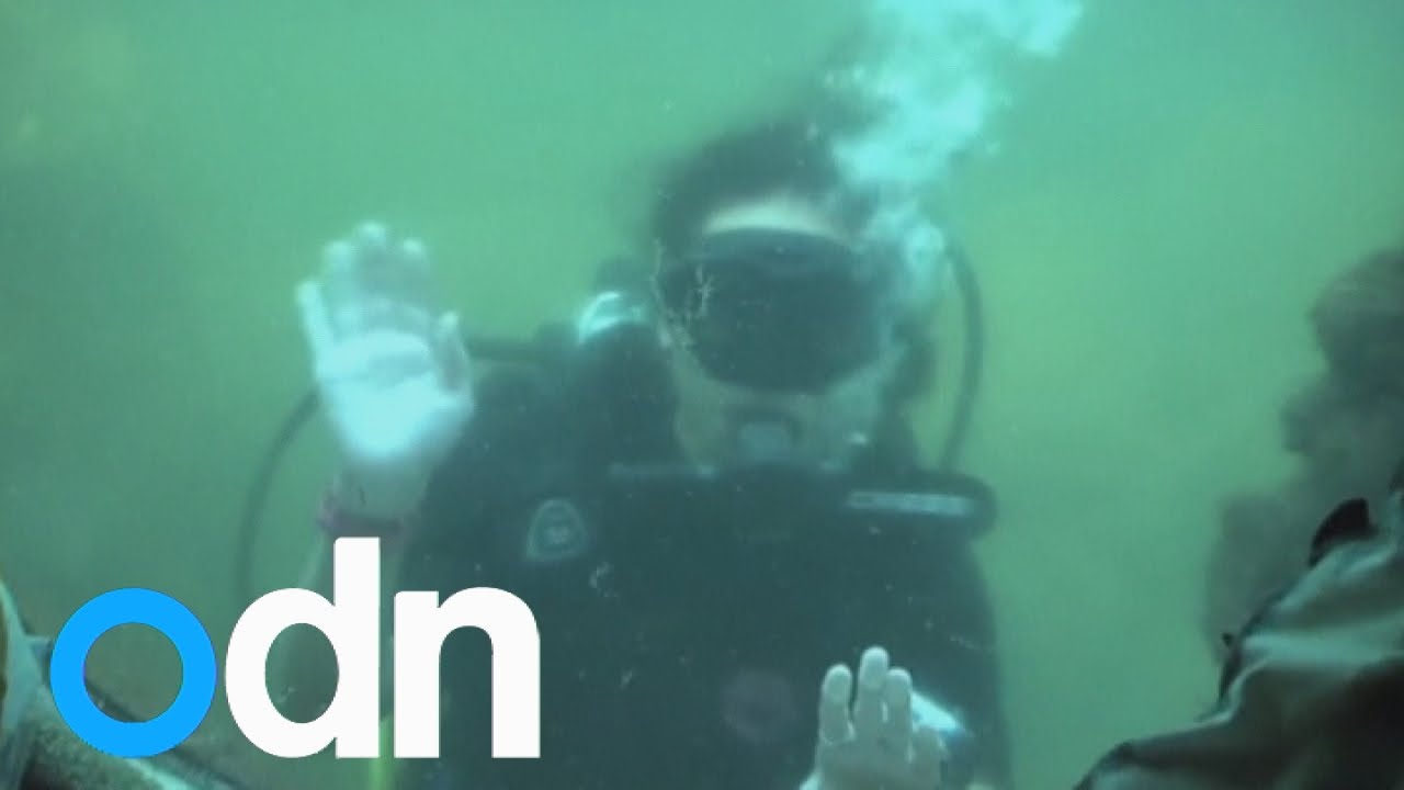 Underwater classroom: Professors spend 73 days under sea - YouTube