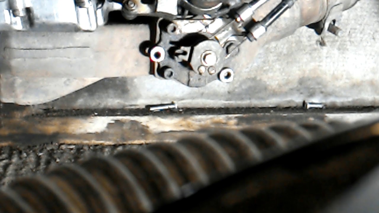 98 R1 exup valve on ignition on and start up - YouTube