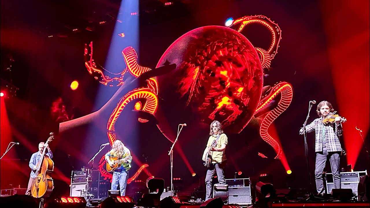 Billy Strings - Hellbender, Rupp Arena, Lexington KY, 4-26-24, @MB ...