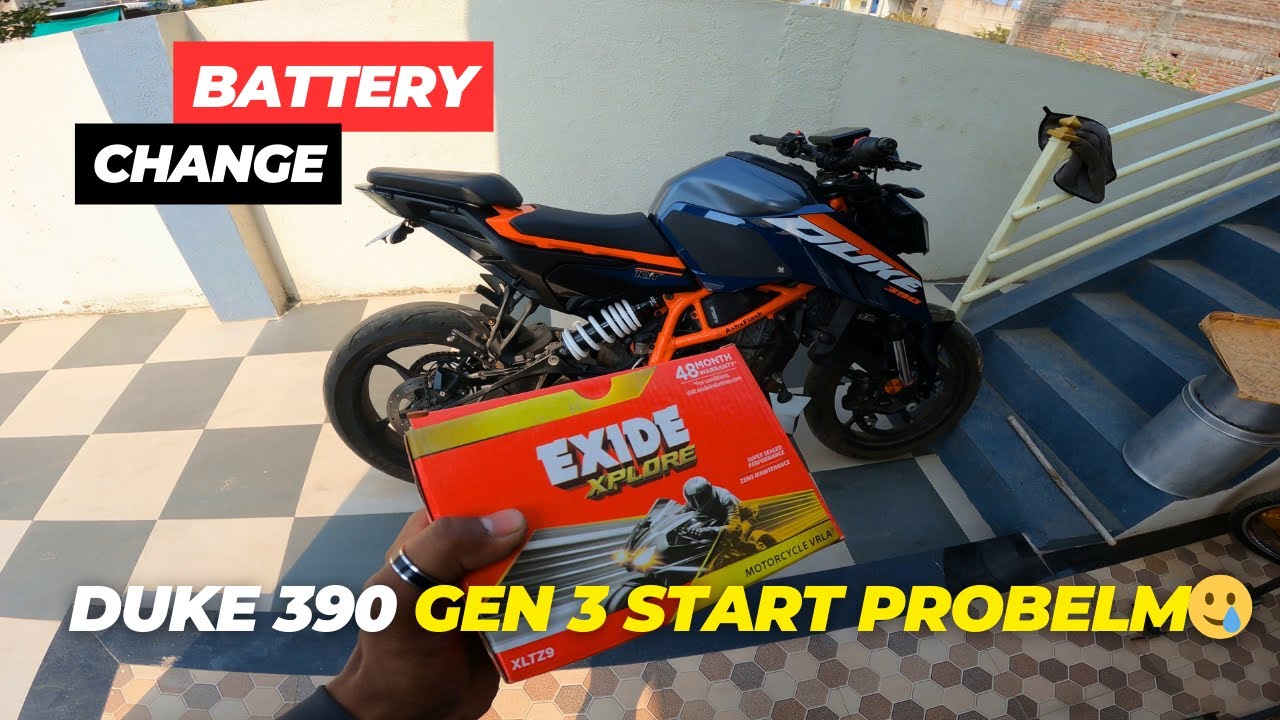 Duke 390 Battery Change Because Battery Dead - YouTube