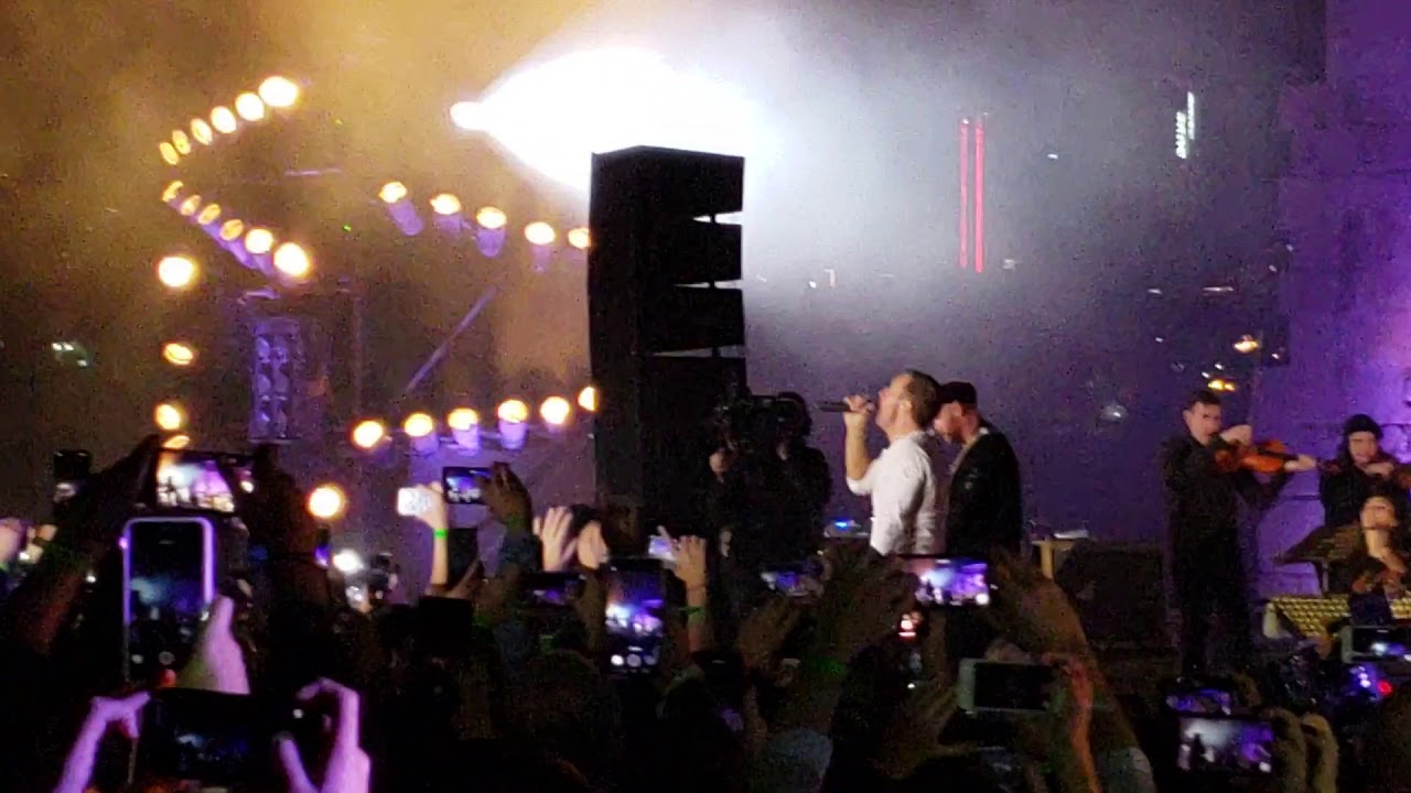 Viva la vida Coldplay live @ Citadel Amman-Jordan - YouTube