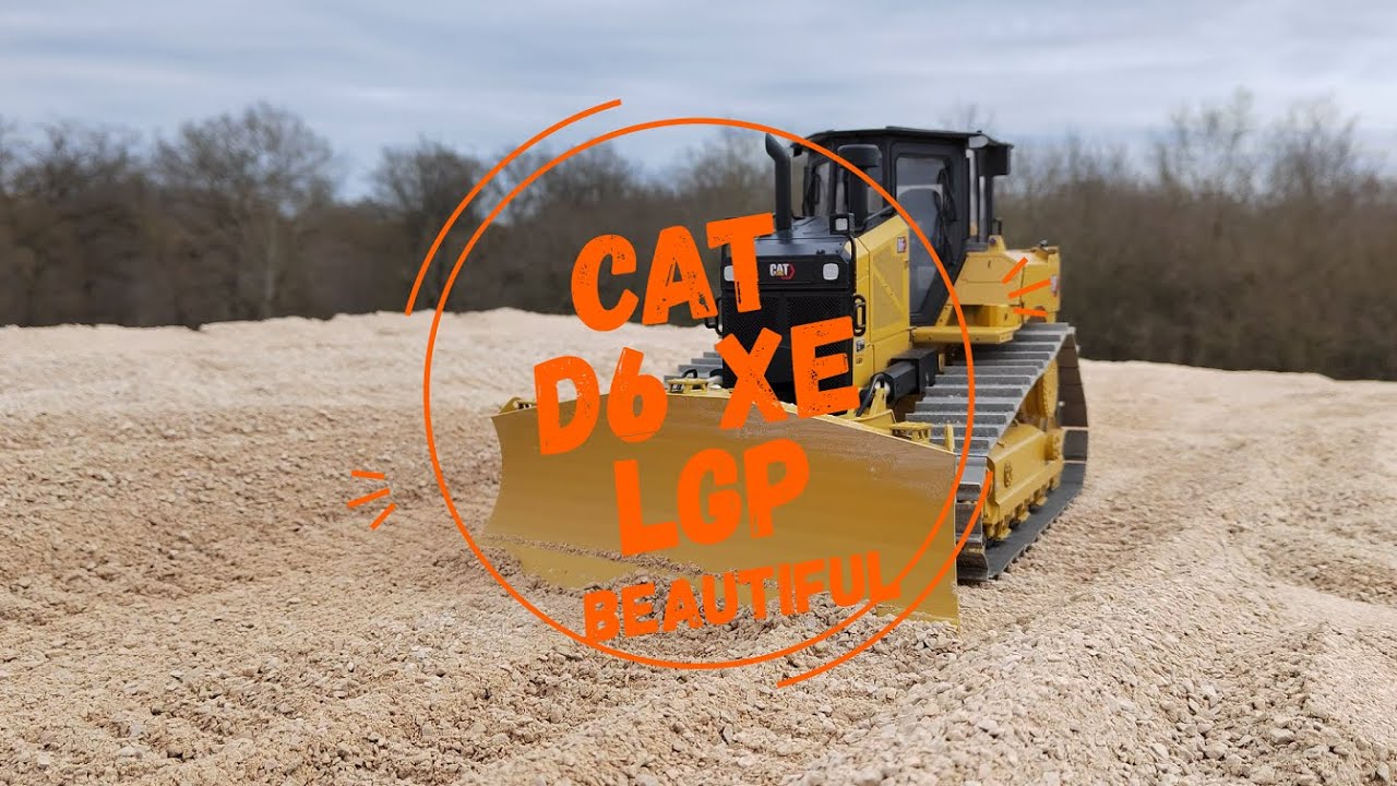 CAT D6 XE 1/14.5 rc - YouTube