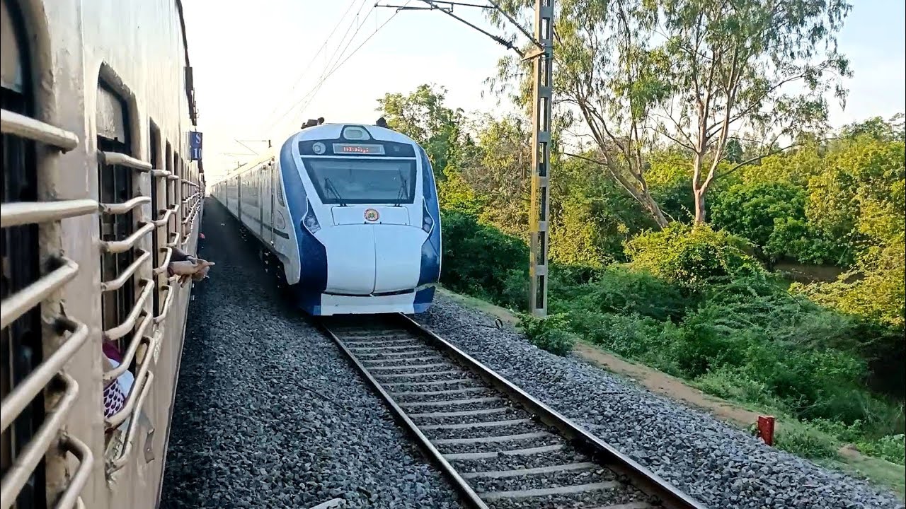 20834 Secunderabad to Vishakapatnam Vande Bharat Express Skipping ns ...