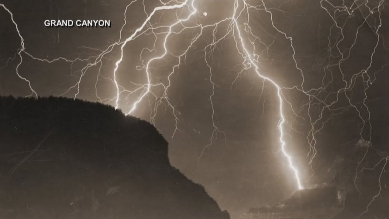 What should you do if you get caught in a lightning storm? - YouTube