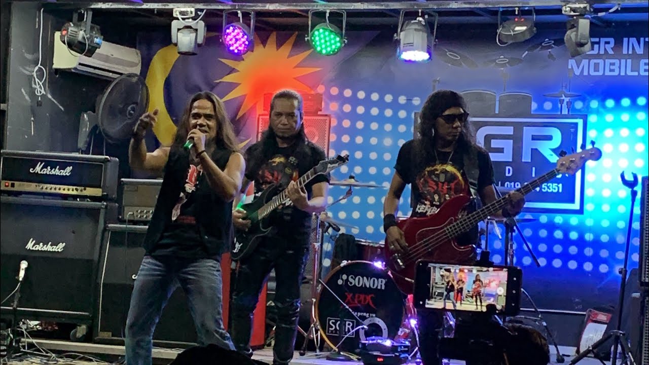 Orang Timur - SYJ (live in MERU RAYA 2022) - YouTube