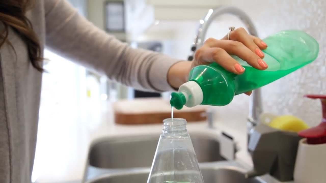 A cleaning expert reveals the everyday household items you should be ...
