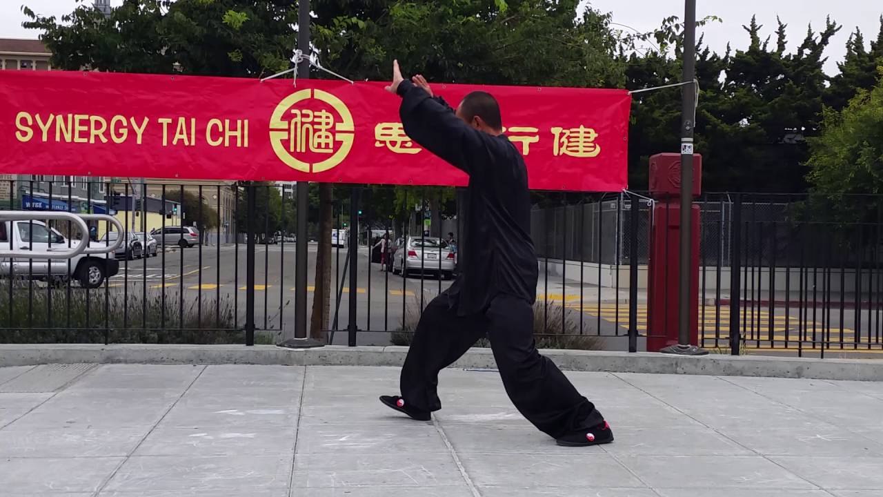 Sifu Keming Liang Tai Chi 42 w New Music - YouTube