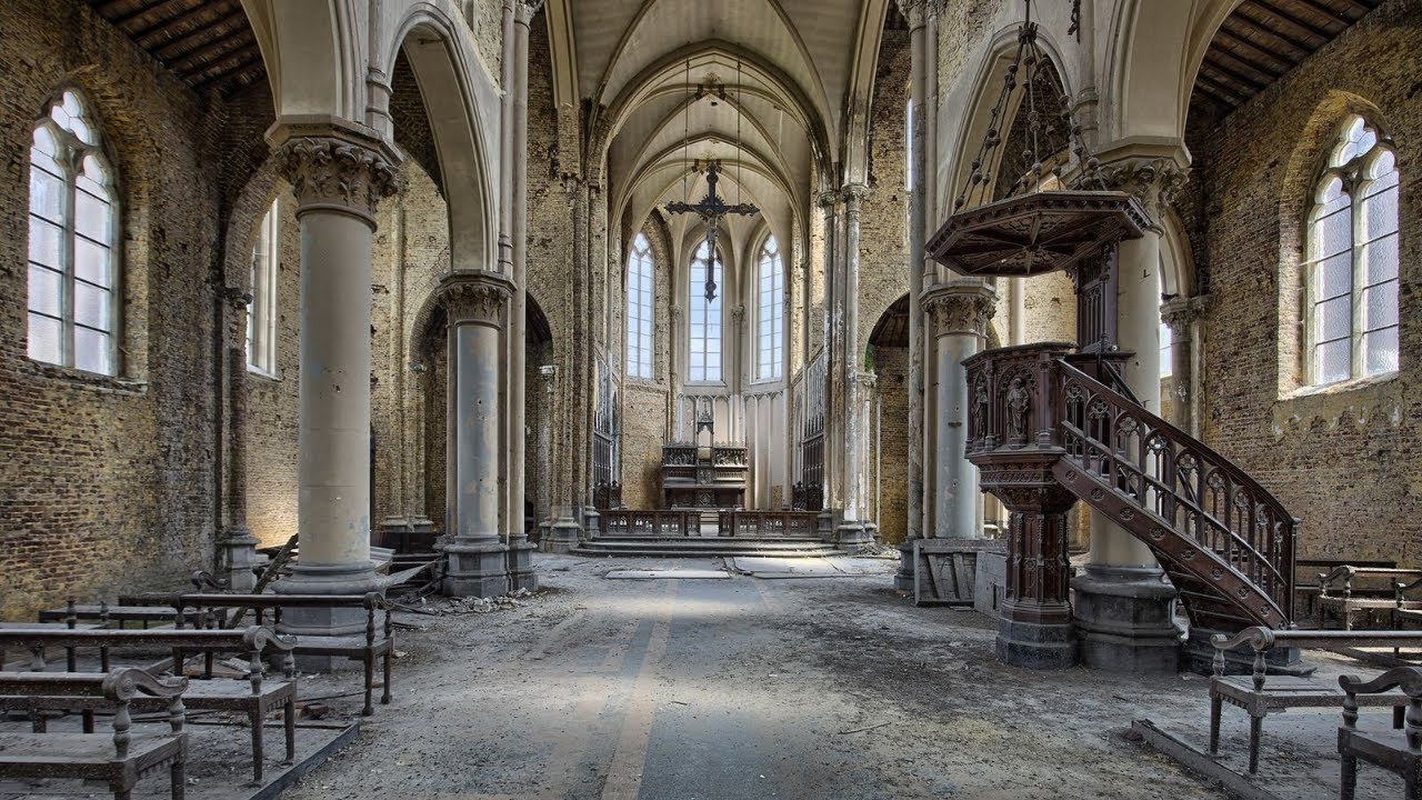 Incredible Blue Church In The Middle Of A Small Town | BROS OF DECAY ...