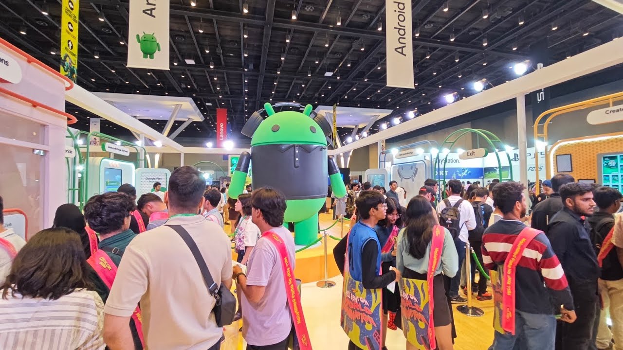 Exploring Android land at Comic Con Mumbai 2025 ft Google Pixel 8 Pro # ...