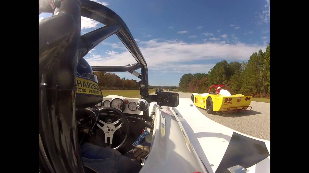 Start of the Race - CMP Road Course - November 2, 2013 - YouTube