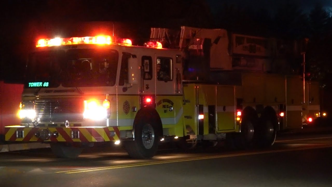 Fort Washington Fire Company Tower 88 Responding 10/22/22 - YouTube