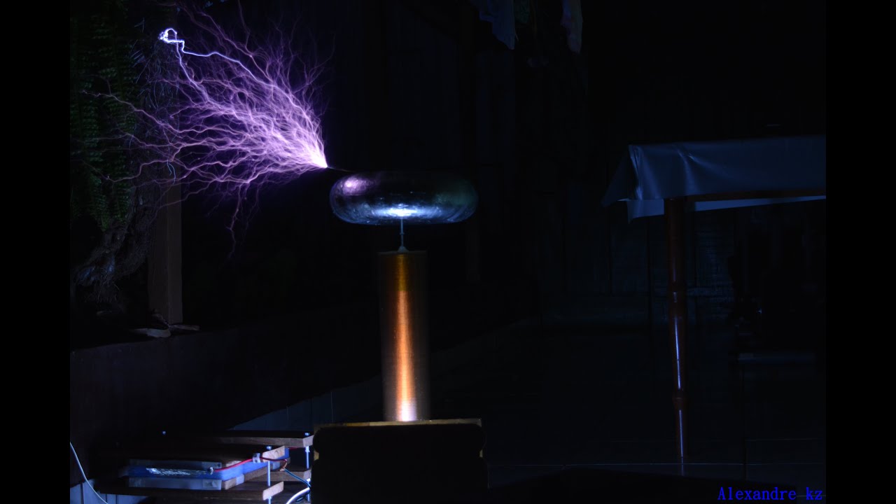 Bobina de tesla Dual Mot (Tesla Coil) - YouTube
