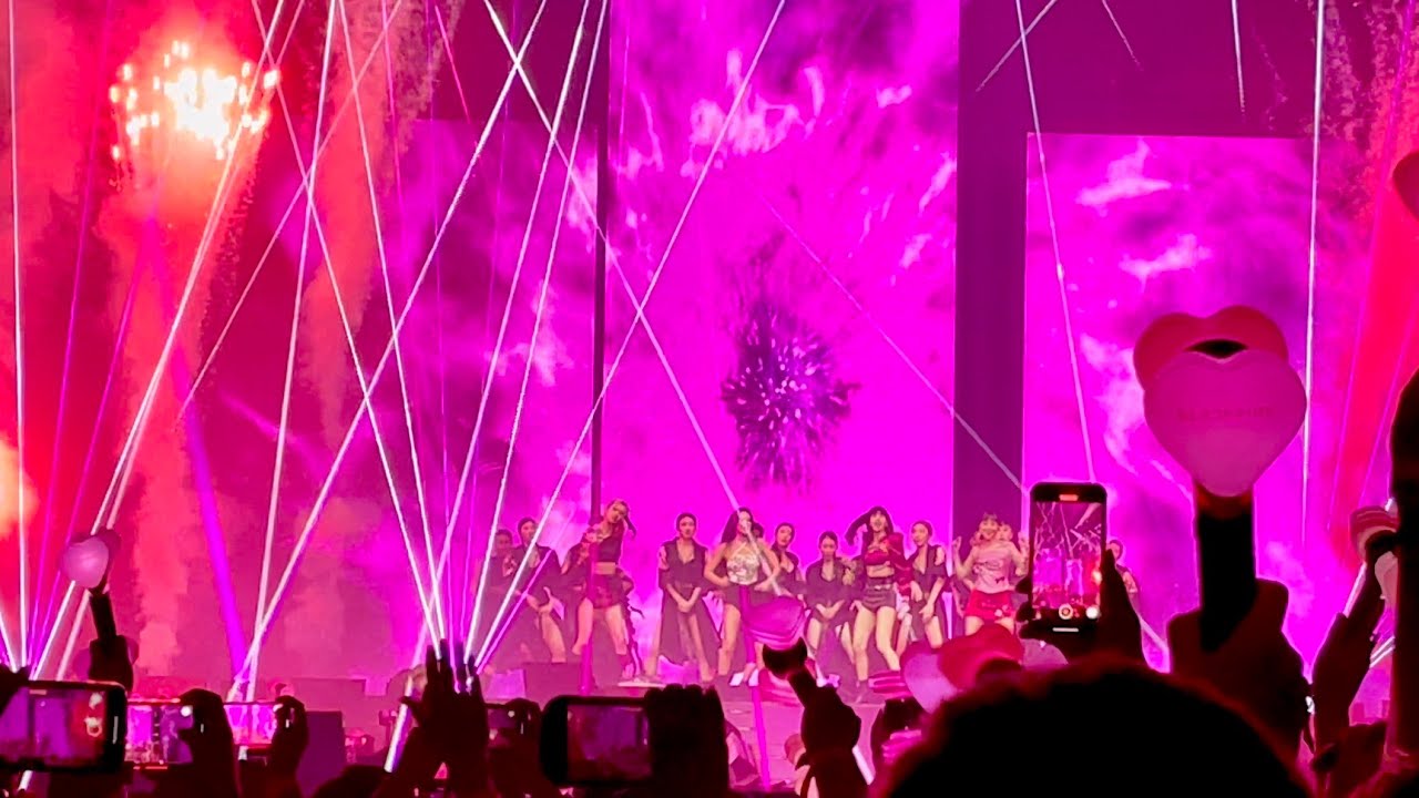 BLACKPINK - Atlanta Day2 - Pink Venom - Born Pink World Tour - YouTube