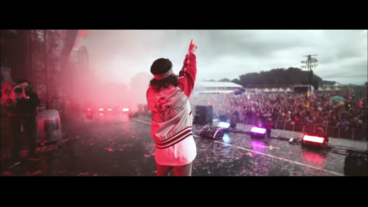 DVBBS & Borgeous - Hurricane (Music Video) - YouTube