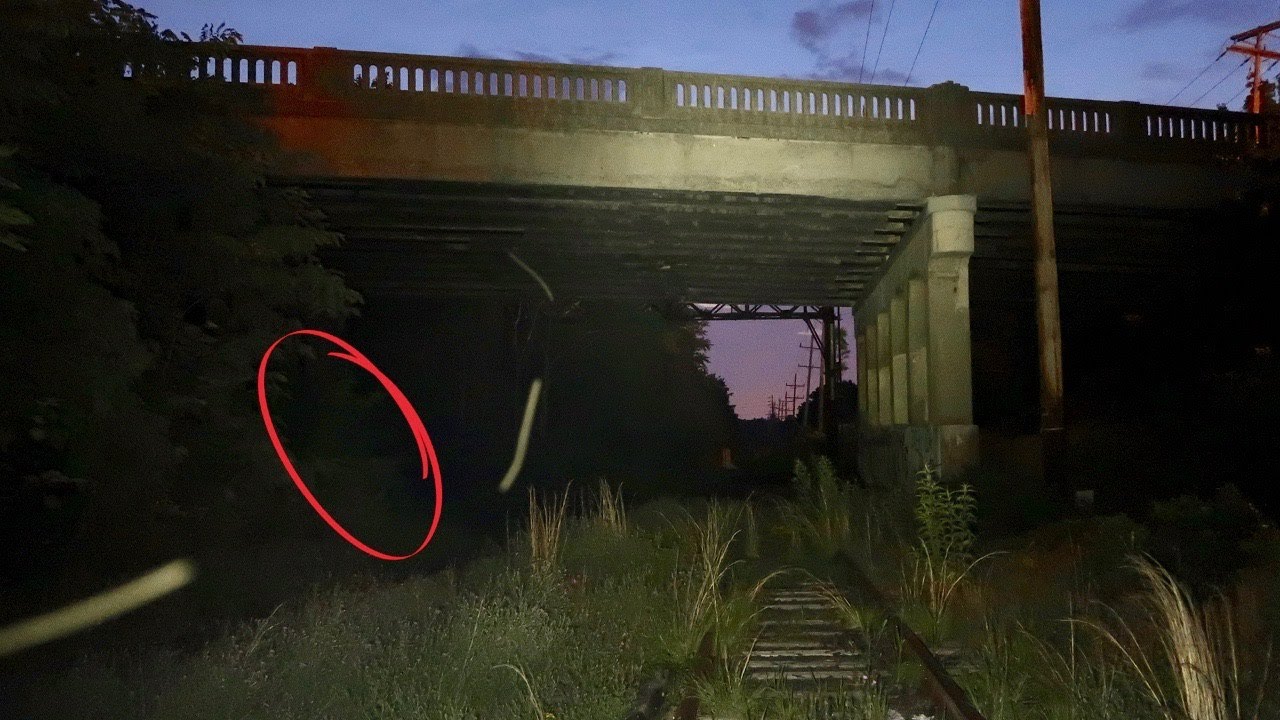We caught the ghost boy at suicide bridge on camera ... - YouTube