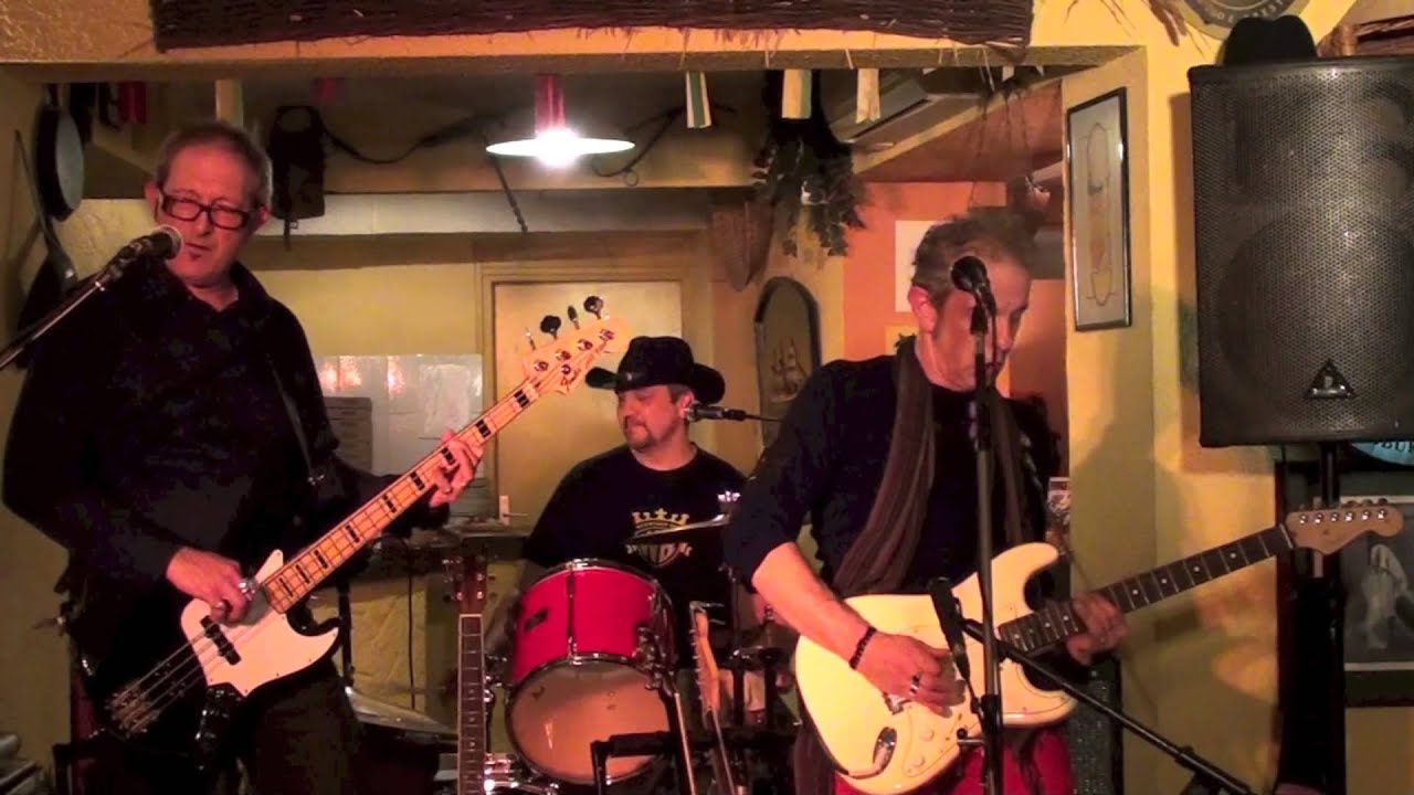 STINGER POWER TRIO - Start It Up - - YouTube