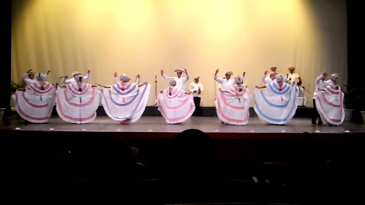 Baile de Mejorana Santeña - YouTube