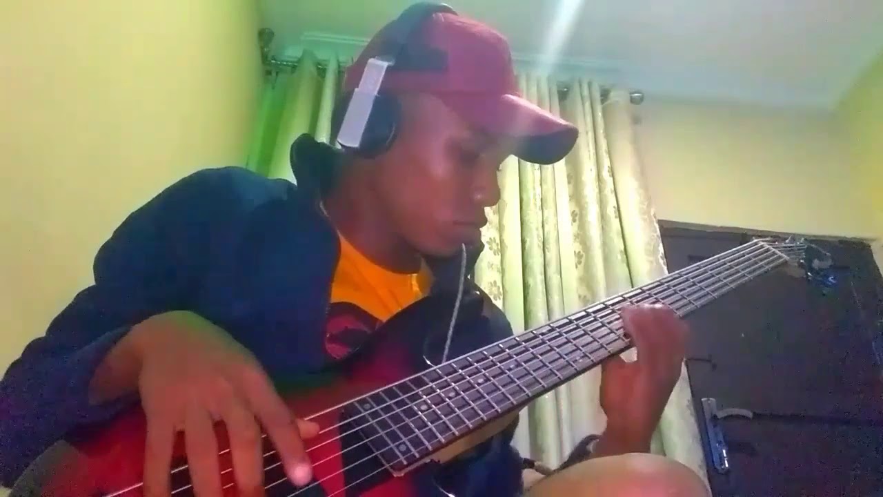 Uyo meyo by Teni (bass cover) - YouTube