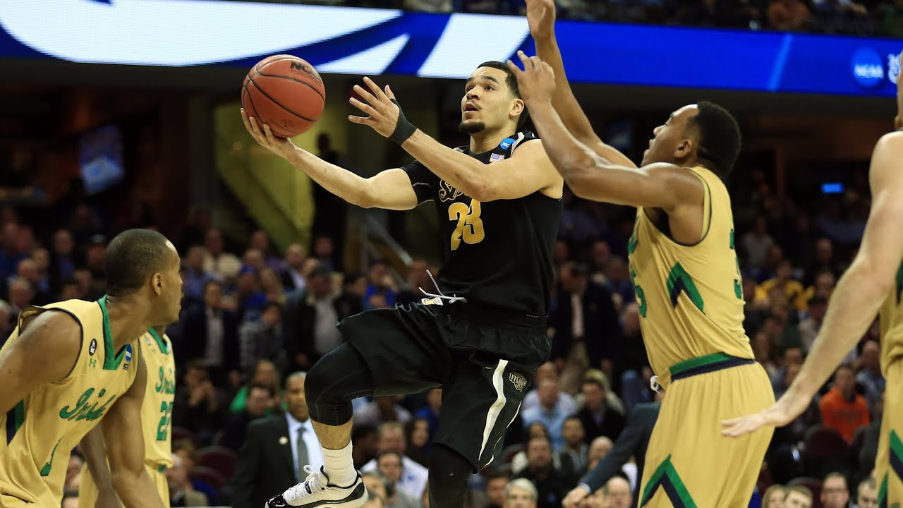 Wichita State vs. Notre Dame: Bonzie Colson block - YouTube