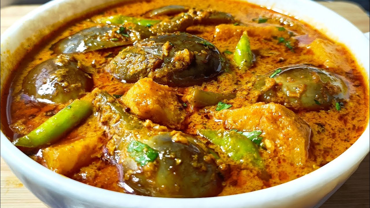 रोज वाली आलू बेगन की सब्जी बनाए एकदम खास और अनोखे तरीके।।aloo begun ki ...