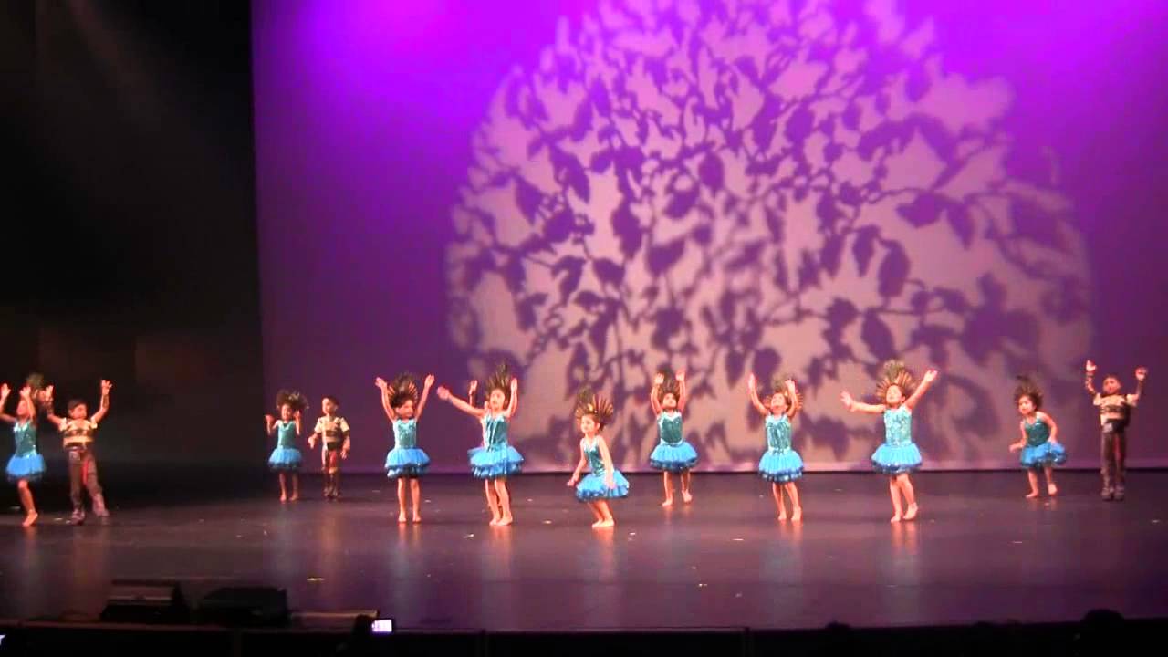 Kilimanjaro Dance Nikhil & Rishi Raaj - YouTube