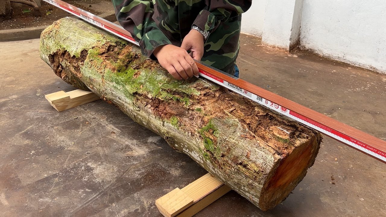 Amazing Skills Of Young Carpenter With Ancient Tree Trunk - Most Unique ...