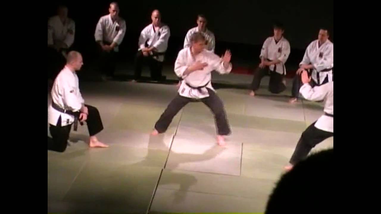 Hokutoryu ju-jutsu 30th show part1 - YouTube