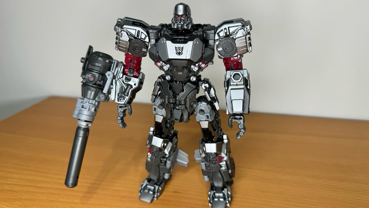 Transformers tank megatron ss series 109 transformers bumblebee - YouTube
