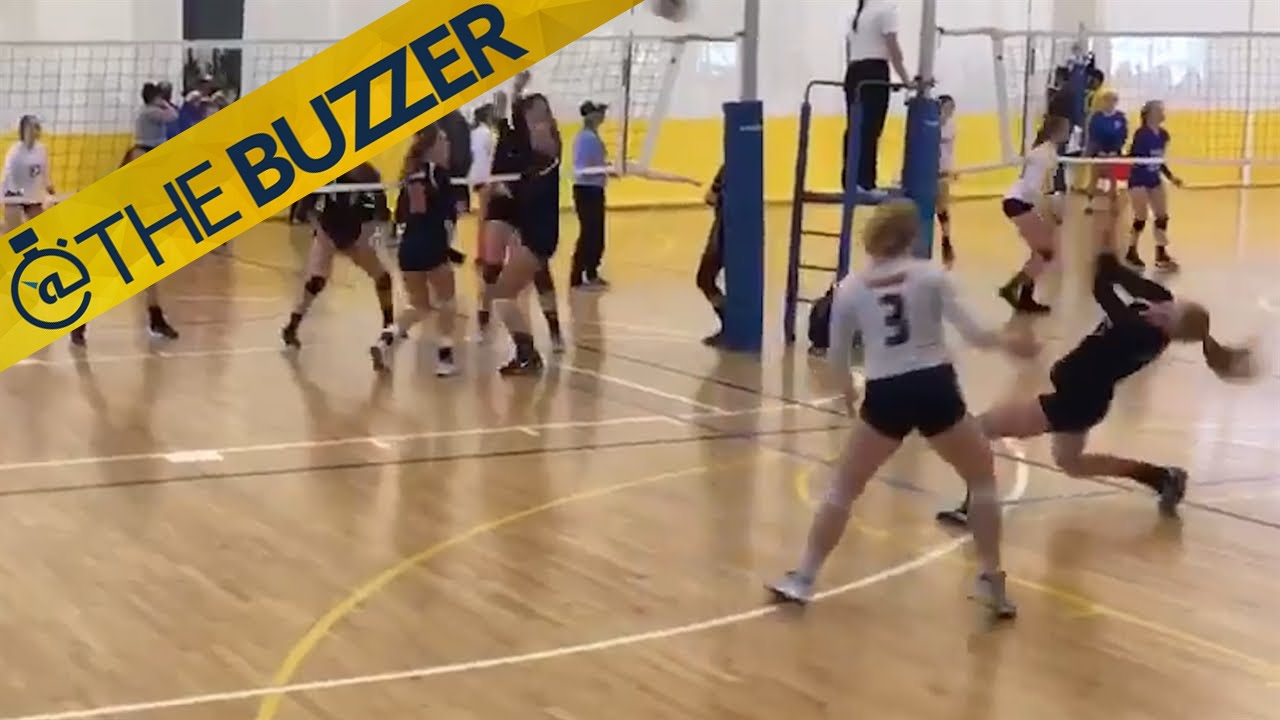 This Girl Wins Her Team A Point In A Volleyball Match With Her Face This Girl Wins Her Team A Point In A Volleyball Match With Her Face