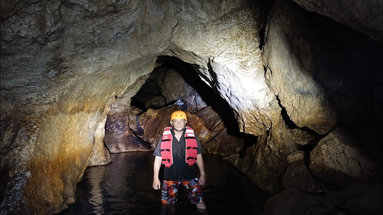 Caping Experience di Goa Purba Sanghyang Kenit & Goa Purba Sanghyang ...