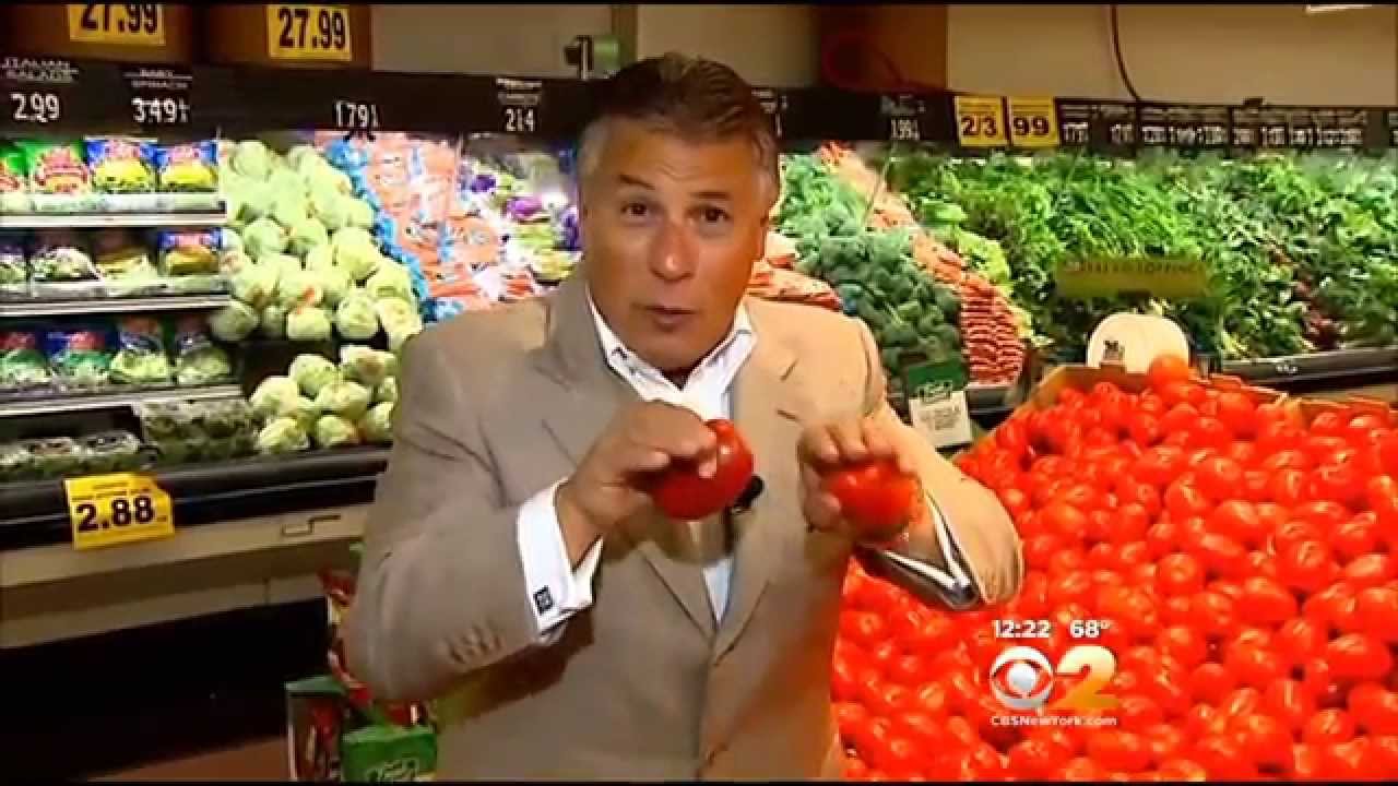 Fresh Grocer Tony Tantillo: Tomatoes - YouTube