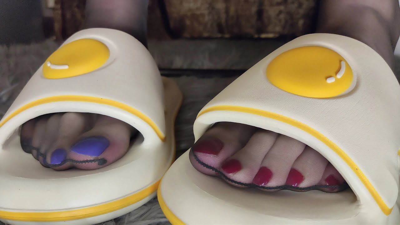 (ASMR) My Ultra Sheer Black Pantyhose Toes - Seam - YouTube