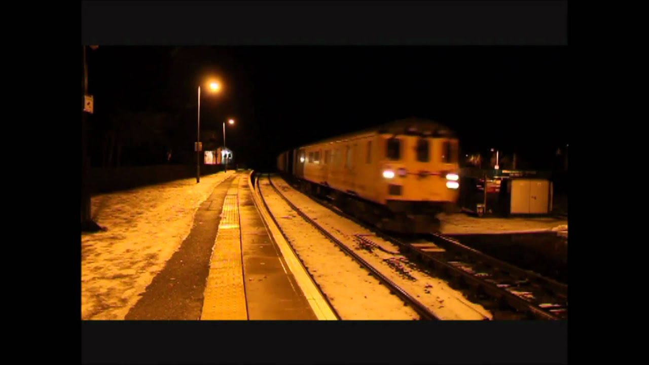 Structure Gauging Train.wmv - YouTube