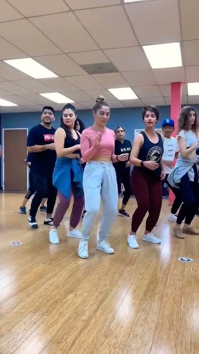 Beginner's Bachata Dance Tutorial Basic Steps - YouTube