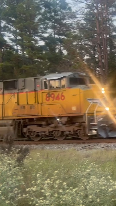 Hot 3rd Gen K5LLA on UP 8946! #railfan #train #unionpacific #railroad #railfanner #uprr - YouTube