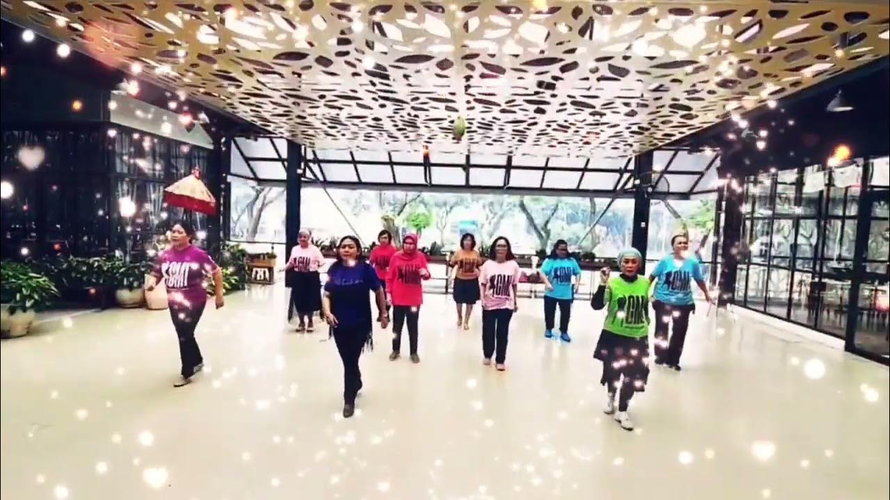 WHO I AM line dance//Choreographer: @SriMeiLestari(INA), Nini (INA)//Dancers: DANZ4FUN LINERS ...