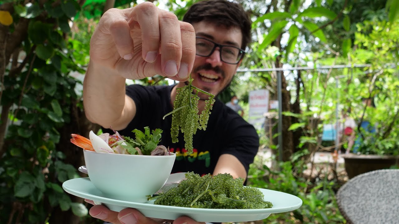 What’s the CRAZIEST Flavor in Thailand? 🦑🖋 You NEED To Try This Unique ...