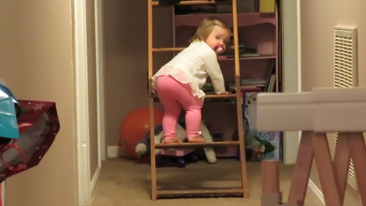 KLAIRE BABY IS FEARLESS! │12•28•15 DAILY VLOG - YouTube