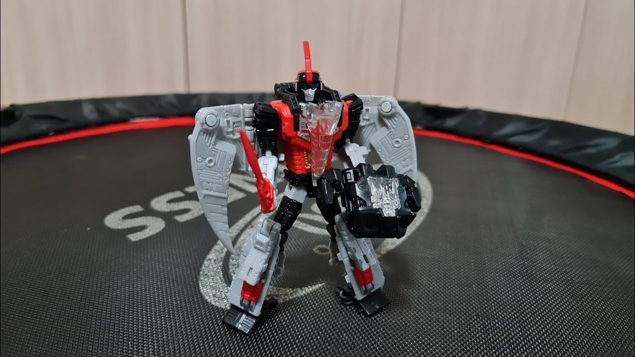 Transformers Toys : POTP Red Swoop - YouTube