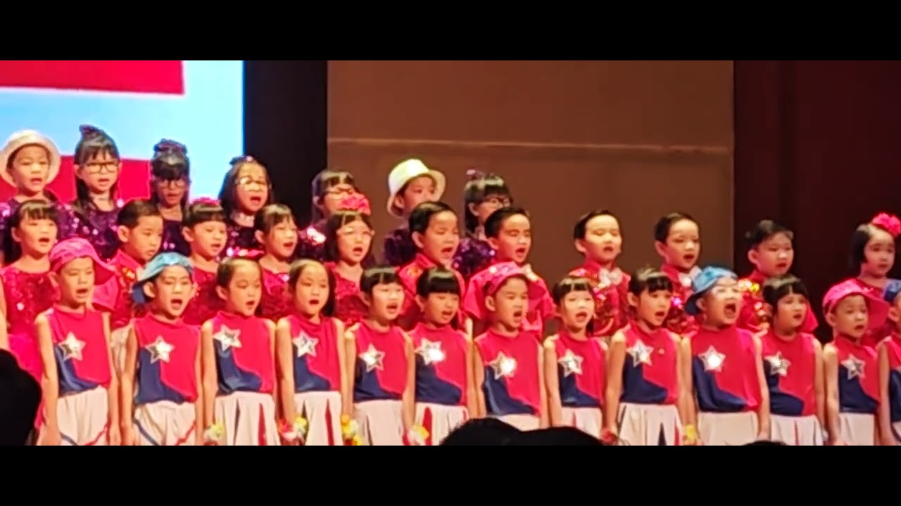 Elaine Yee Graduation Ceremony 2023 (2) - YouTube