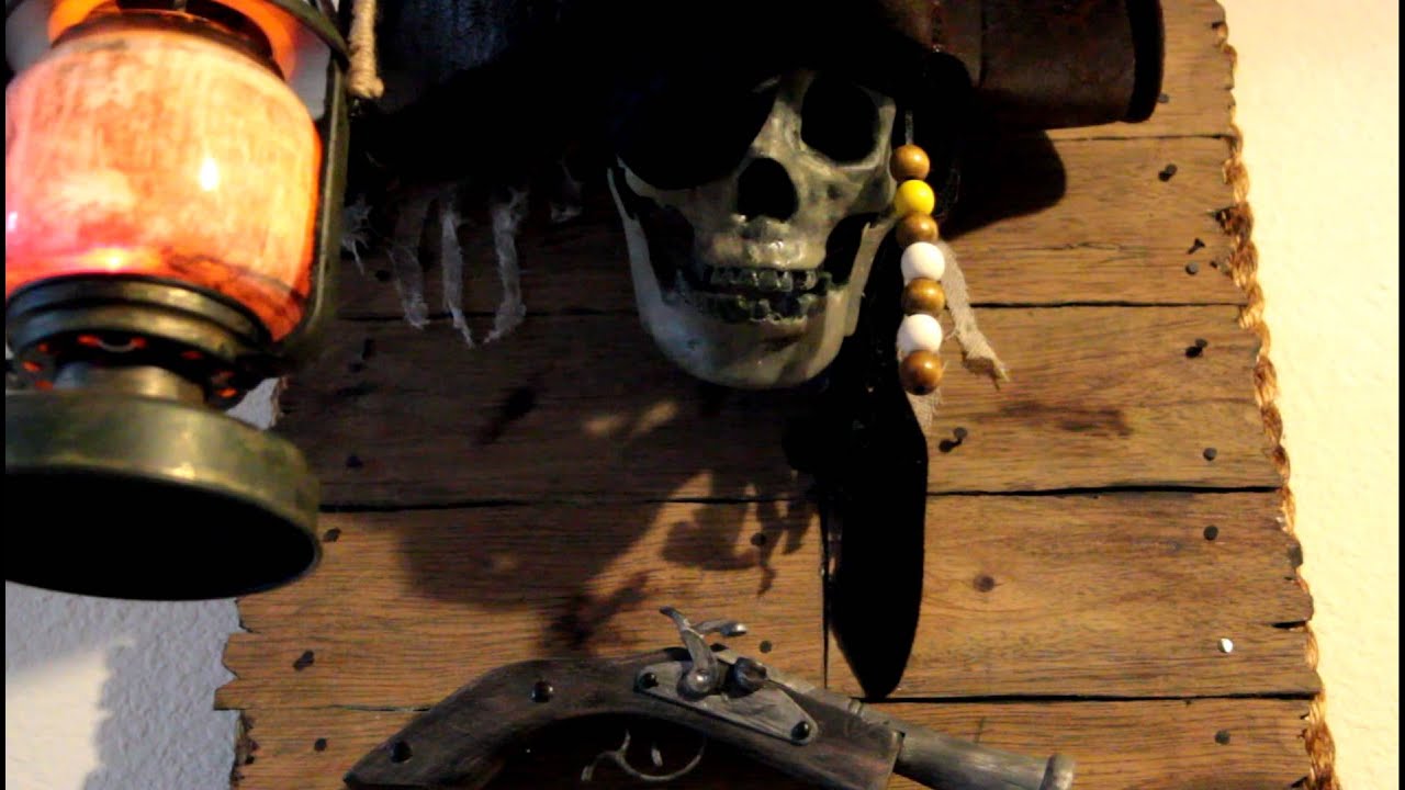 Pirates of the Caribbean Talking Jolly Roger Skull - YouTube